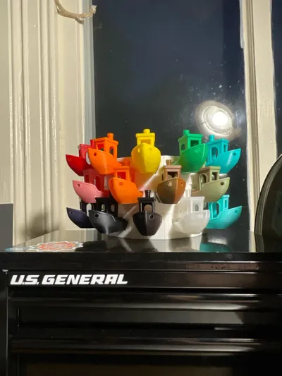 Modular Benchy Holder Display Stand - Free 3D Print Model - MakerWorld
