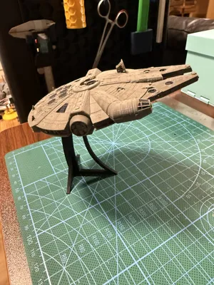 Millennium Falcon Kit Card - High Detail - No Glue by DjangoCashflow ...