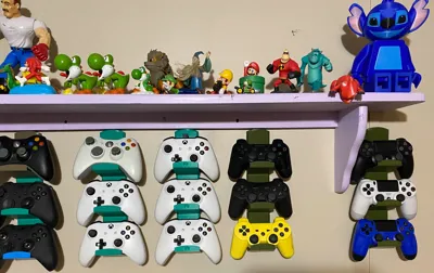 Xbox controller mount, stackable, spare AA holder by Tassesin ...