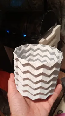 Geometric Origami Plant pot Planter - Vase mode by SASSy Design - MakerWorld