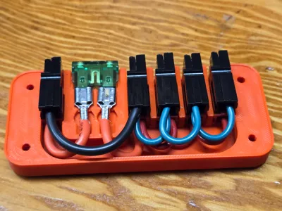 Fused Anderson Power Pole Box by Serial Hobbiest MakerWorld: Download ...