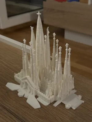 Sagrada Familia - Barcelona, Spain by MiniWorld3D MakerWorld: Download ...