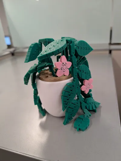 Fidget Desk Plant by frizzl3Dmama MakerWorld: Download Free 3D Models