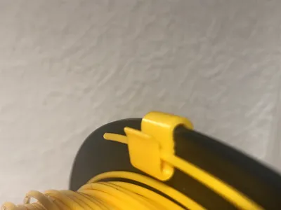 Spool filament clip Basic for Sunlu Spools by Officina23 - MakerWorld