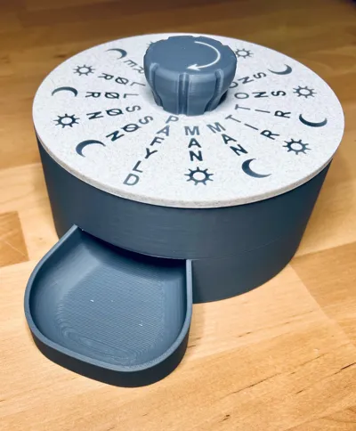 One Click weekly pill dispenser V2.0 by Rober7Crow MakerWorld: Download ...