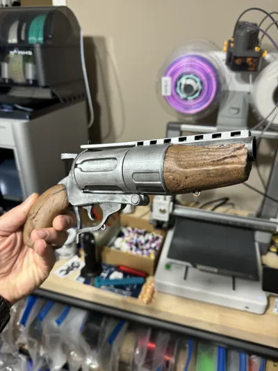 Fallout Show Ghoul Revolver by Acheituno - MakerWorld