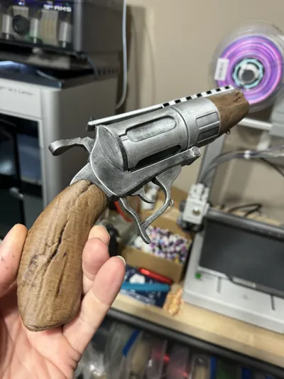 Fallout Show Ghoul Revolver by Acheituno MakerWorld: Download Free 3D ...