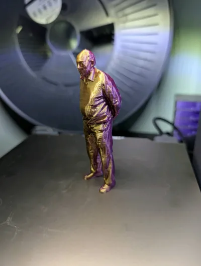 Umarell di alta qualità da Ralph_11 MakerWorld: Scarica Modelli 3D Gratuiti