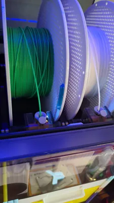 Bambu Lab Filament Clip - TPU (only!) by 3D-EXP MakerWorld: Download ...