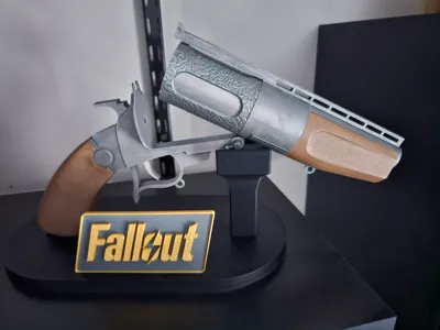 Fallout Show Ghoul Revolver Stand Remixed by Acheituno MakerWorld ...