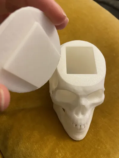 Skull shaped box by MPG71_2023 - MakerWorld