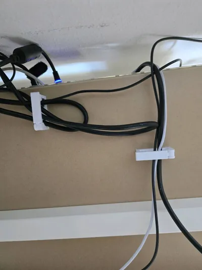 Under desk cable clip for cable management. by plugowski - MakerWorld