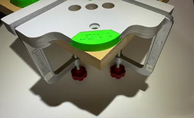 Corner radius router jig with inserts - Clampable Remixed by thamdub ...