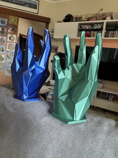 Crystal Hand Ring Stand v2 - Free 3D Print Model - MakerWorld