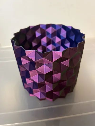 Inverted Hexagonal Plant pot Planter - Vase mode por SASSy Design ...