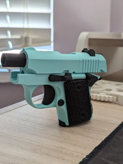 Mini M1911 Fidget Toy Remixed by El Jeffe MakerWorld: Download Free 3D ...