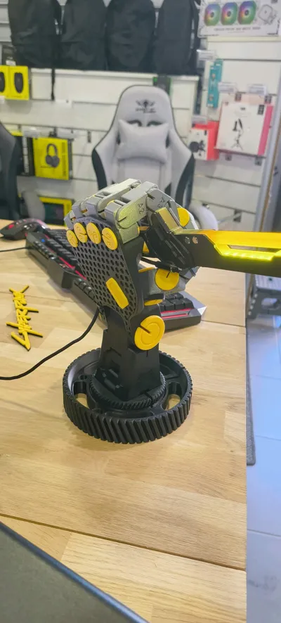 Poseable Robot Hand (Left Hand) (PLA) by Make-A-Print246 MakerWorld ...