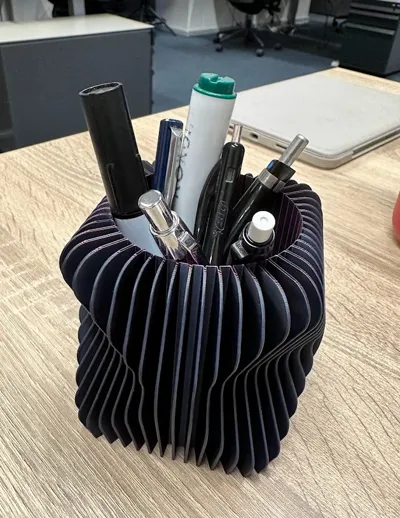 Wavy Pencil Holder Remixed by La Furie - MakerWorld