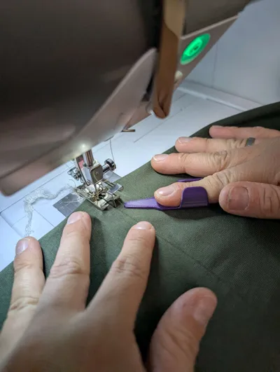Sewing Finger Pusher – Fabric Guide Tool - Free 3D Print Model - MakerWorld