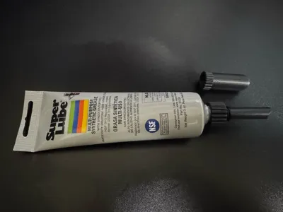 8mm Lead Screw Grease Applicator for Super Lube - Free 3D Print Model ...