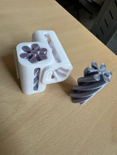 Triple Helix Puzzle (6 piece brainteaser + fidget) by GlennovitS 3D ...