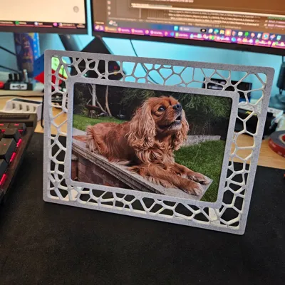 Parametric Customize Voronoi Photo / Picture Frame by yanshay - MakerWorld