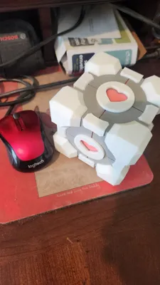 Portal Companion Cube box by Zaxxon64 MakerWorld: Download Free 3D Models