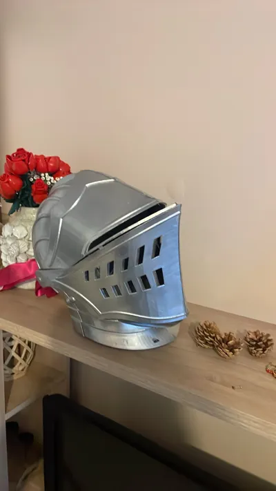 Elite knight helm by Jura MakerWorld: Download Free 3D Models