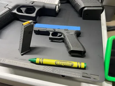 Fidget standard pistol keychain movable slide - Free 3D Print Model ...