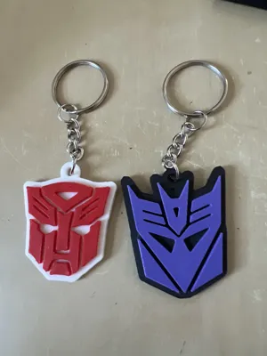 Transformers Autobot Keychain by Wickieprints - MakerWorld