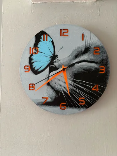 Wall / Desk Clock Kitty with butterfly HueForge - Free 3D Print Model ...