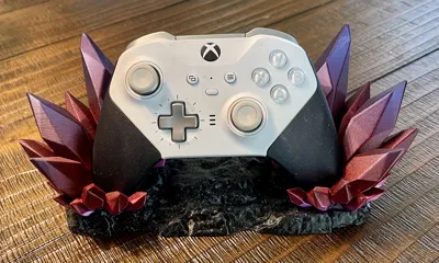 Crystal Xbox One controller holder by uni3Dworld MakerWorld: Download ...