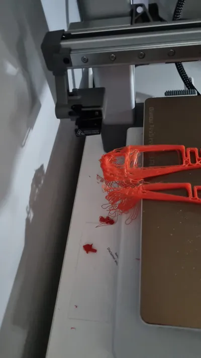 Portable laptop stand/computer stand by Kass 3D MakerWorld: Download ...