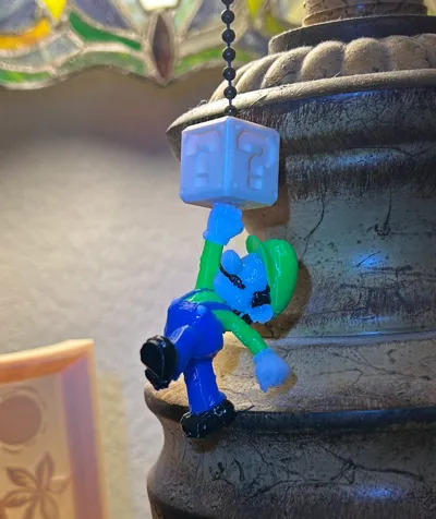 Super Mario question block keychain by Leungs - MakerWorld