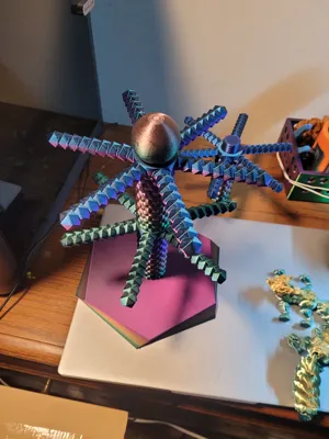 Spinning Keychain Display by Art Design. 3D MakerWorld: Download Free ...