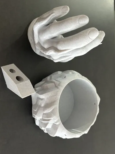 Wall hand flower pot 2 by uni3Dworld - MakerWorld