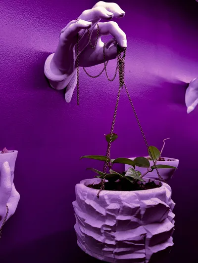 Wall hand flower pot 2 - Free 3D Print Model - MakerWorld