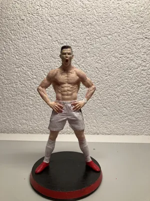 Estátua de Cristiano Ronaldo CR7 - Modelo para Impressão 3D por ...