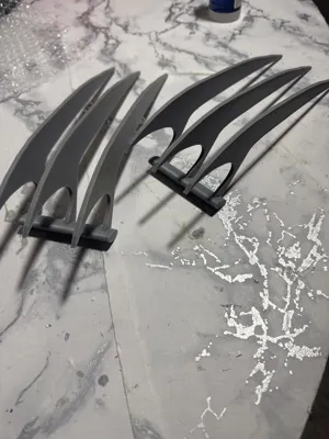 Wolverine Claws (10" long) split to parts Remixed by StarPlayer - MakerWorld