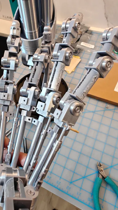 Terminator T800 Arm with Light Base Remixed by PaulD MakerWorld ...