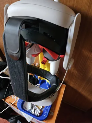 Quest 3 Stand´n´Wall Mount by maCyo42 Remixed by maCyo42 - MakerWorld