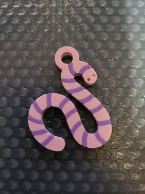 Insects worm keychain by nicodeimos - MakerWorld