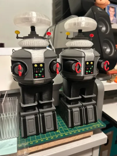 Lost in Space B9 Robot - Free 3D Print Model - MakerWorld