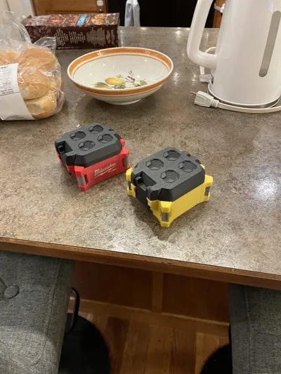 Milwaukee style travel / zyn box with clip by SonRwanson MakerWorld ...