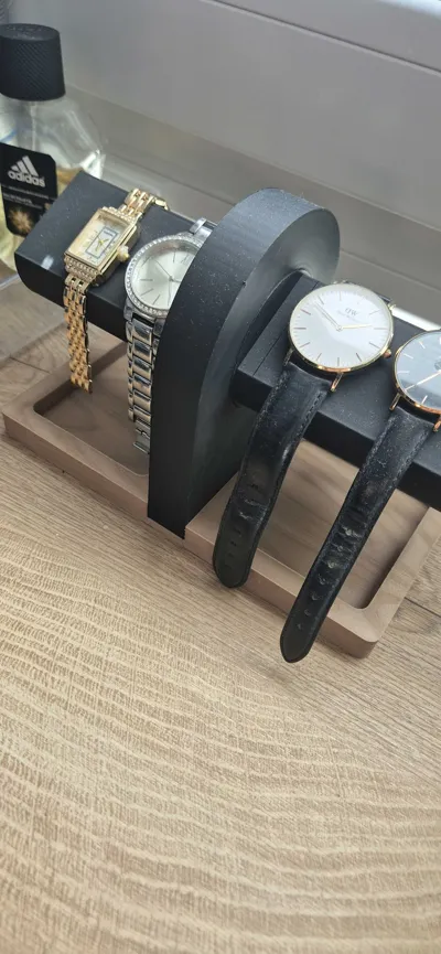 Modern Watch Stand - Free 3D Print Model - MakerWorld