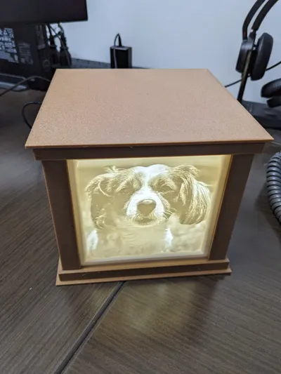 Square Lithophane Light Box - Free 3D Print Model - MakerWorld