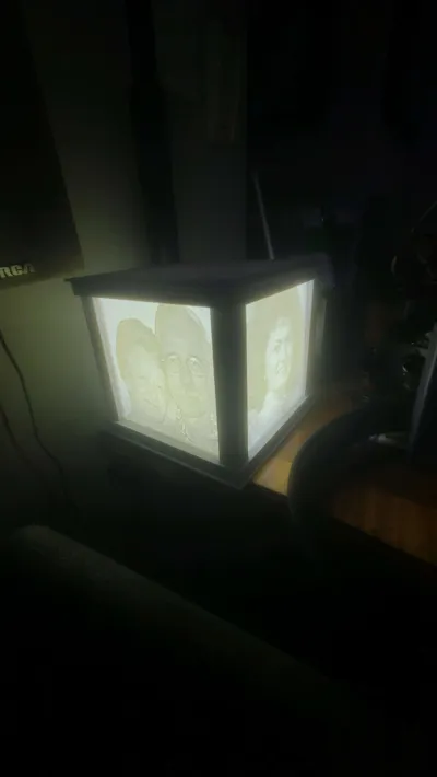 Square Lithophane Light Box - Free 3D Print Model - MakerWorld