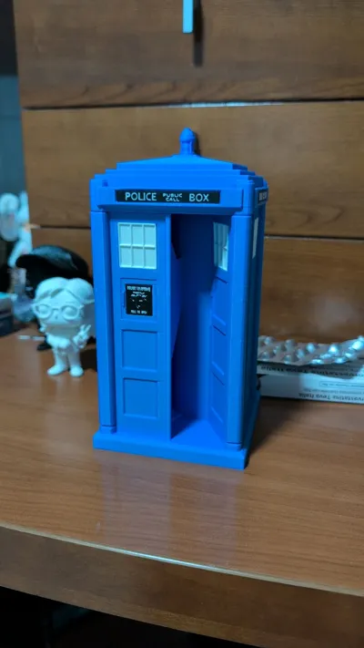 TARDIS Dice Tower "Enhanced" (2023 Tardis) by NeoRame MakerWorld ...