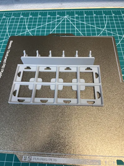 Pegboard Gridfinity Refined 4x2 Remixed by marciealana - MakerWorld