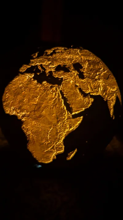 Lithophane Earth Lamp Remixed by Topik at Printhood.cz MakerWorld ...